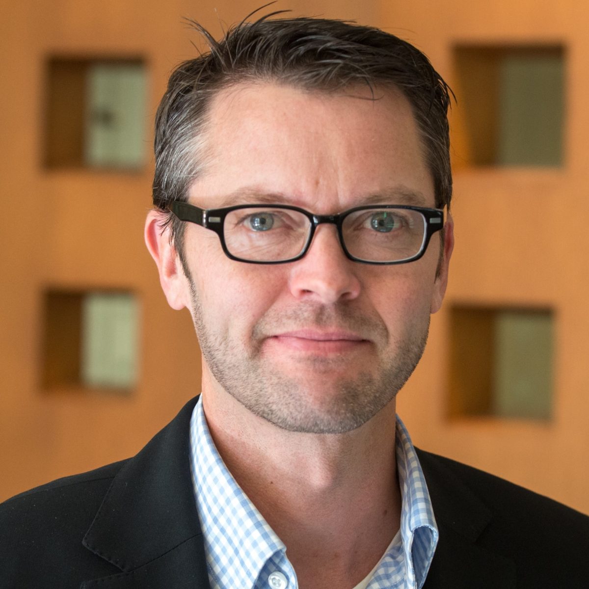 Fathers’ Presence During Childhood Predicts Adult Testosterone Levels ...